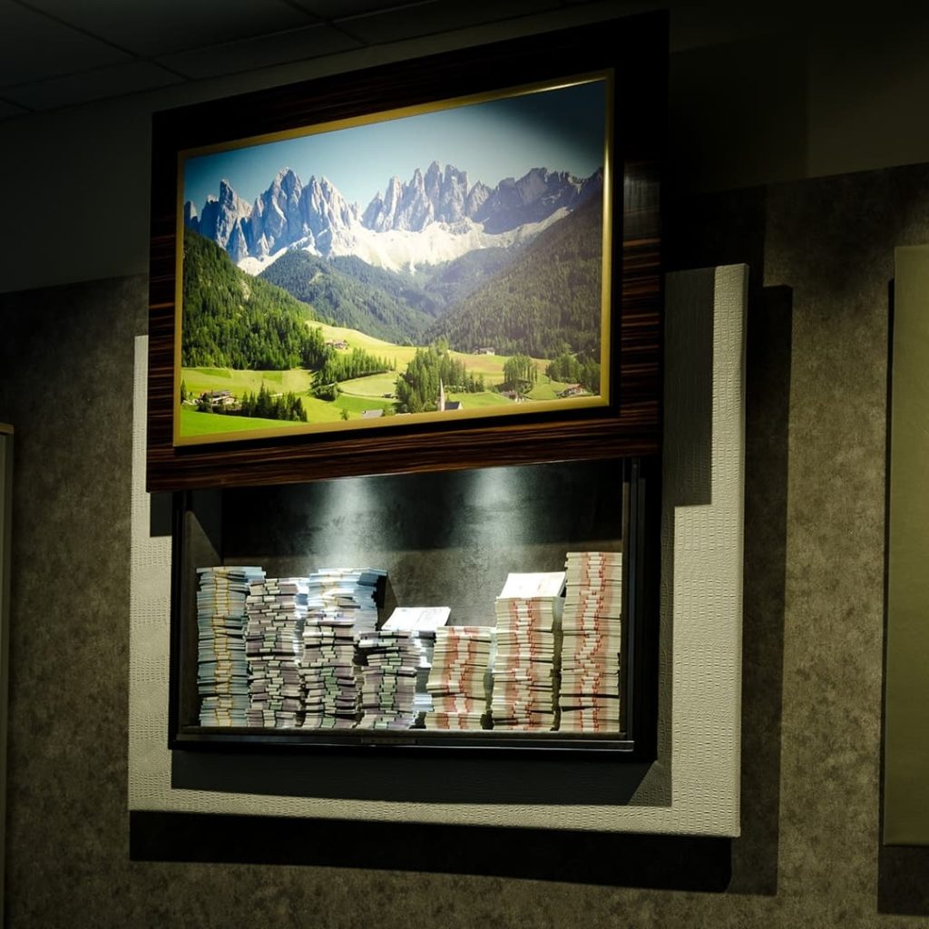 Luxury Wall Safes UAE | Fully Automated Safes | Argus Security